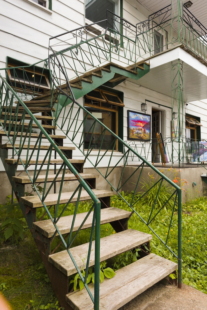 Building Your Own Outdoor Stairs: A Complete DIY Guide - AGENDAPEDIA